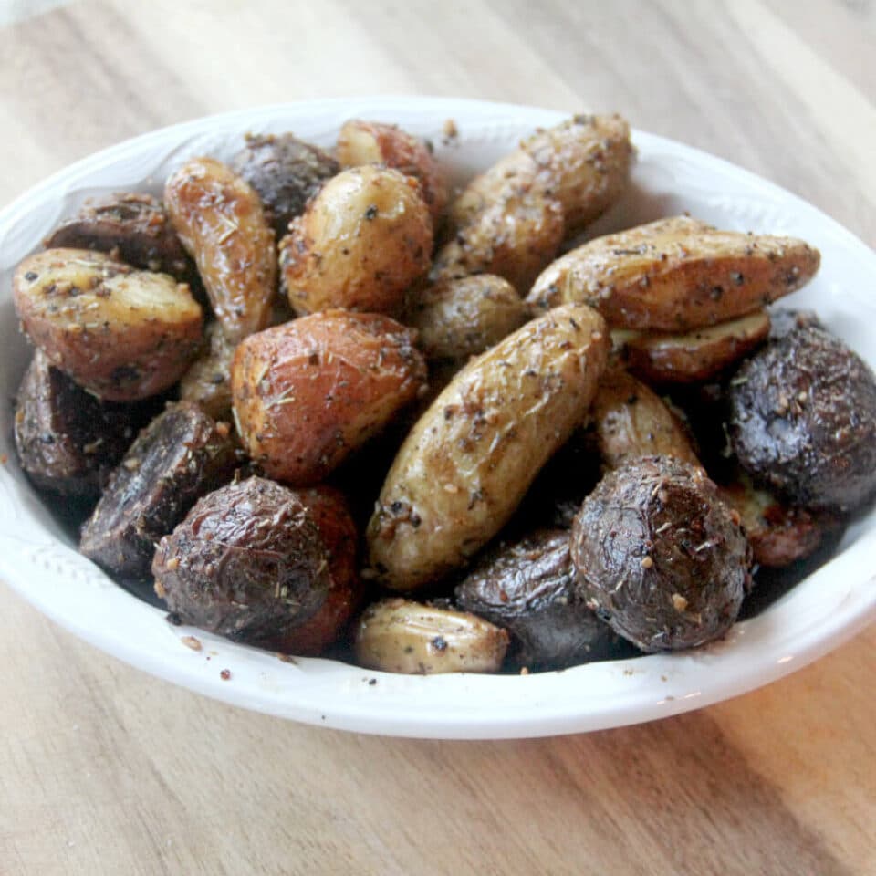 Roasted Baby Potatoes with Garlic and Italian Herbs