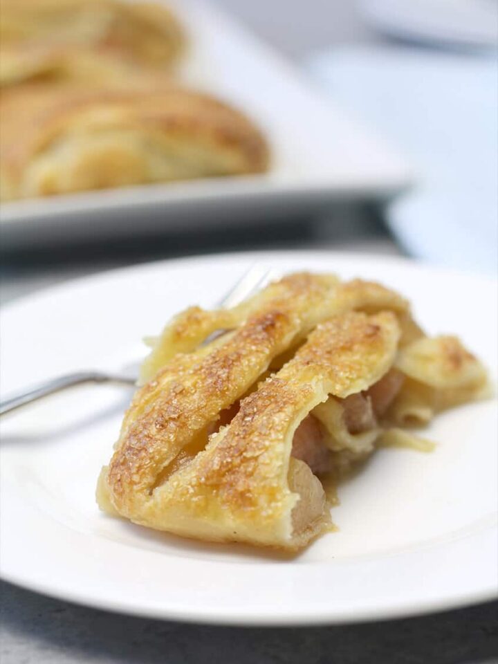 Easy Buffalo Chicken Dip - Southern Food and Fun