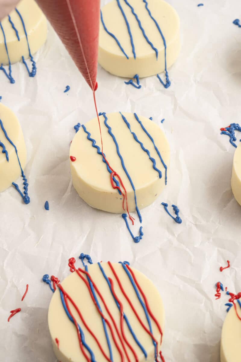 White Chocolate Covered Oreos - Southern Food and Fun