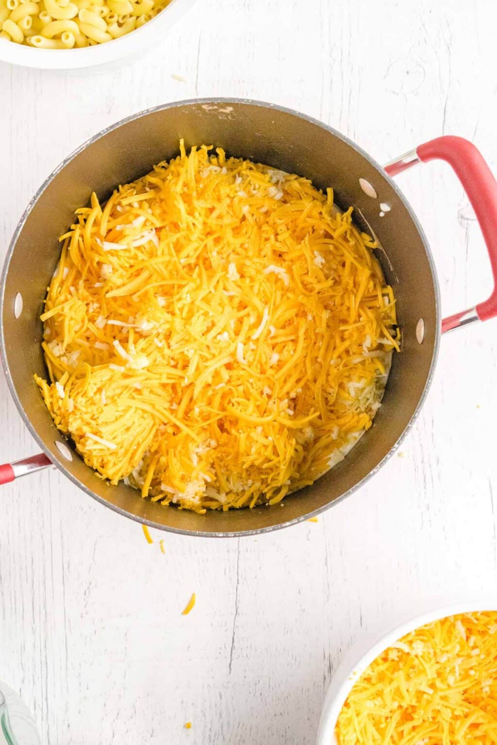 Creamy Baked Mac and Cheese - Southern Food and Fun