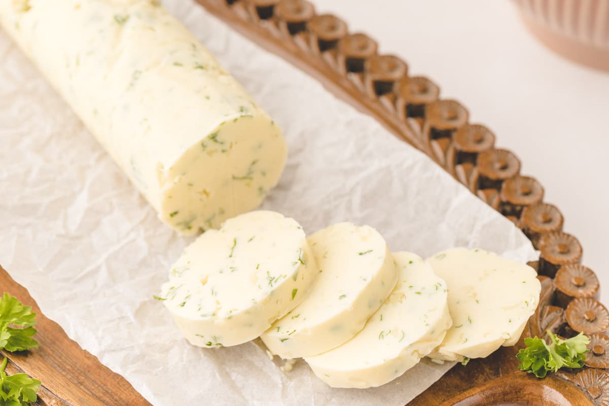 Garlic Compound Butter - Southern Food and Fun